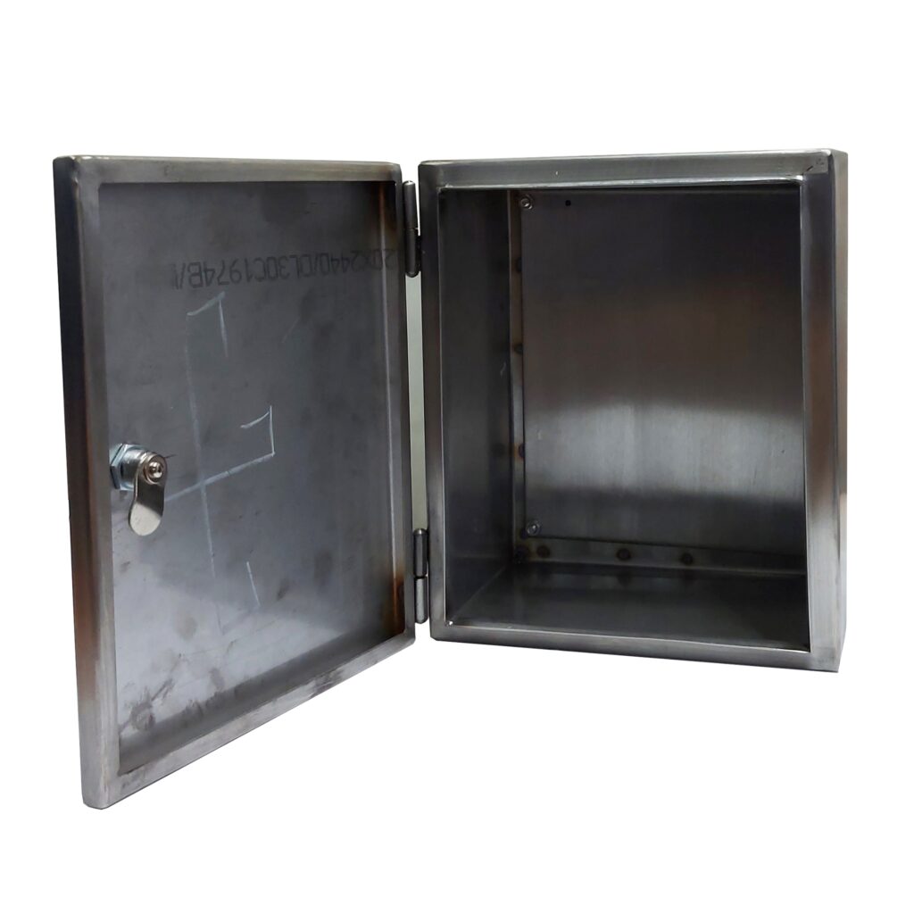 Cofre en Acero Inoxidable Doble Fondo 30x25x20cm – Ingecom Eléctricos SAS